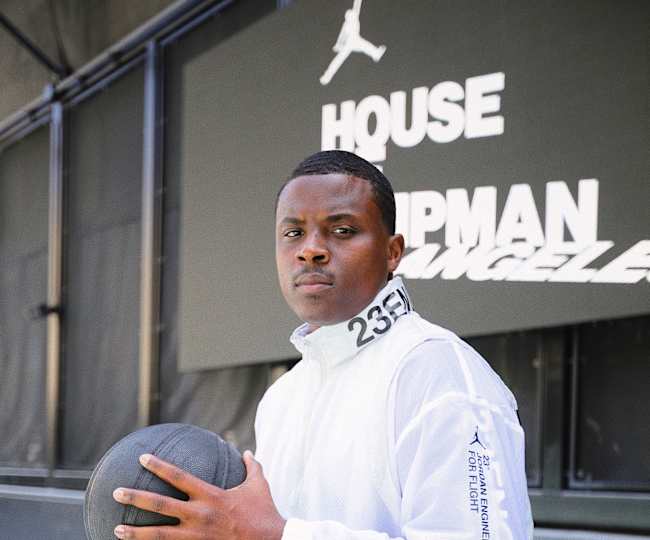 【Class in Session】NBAシュートコーチがAnakinから『鉄拳7』を学ぶ！ | レッドブル