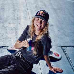 Lore Bruggeman: Skateboarding - Officiële Atletenpagina