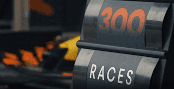 300 carreras para Red Bull Racing