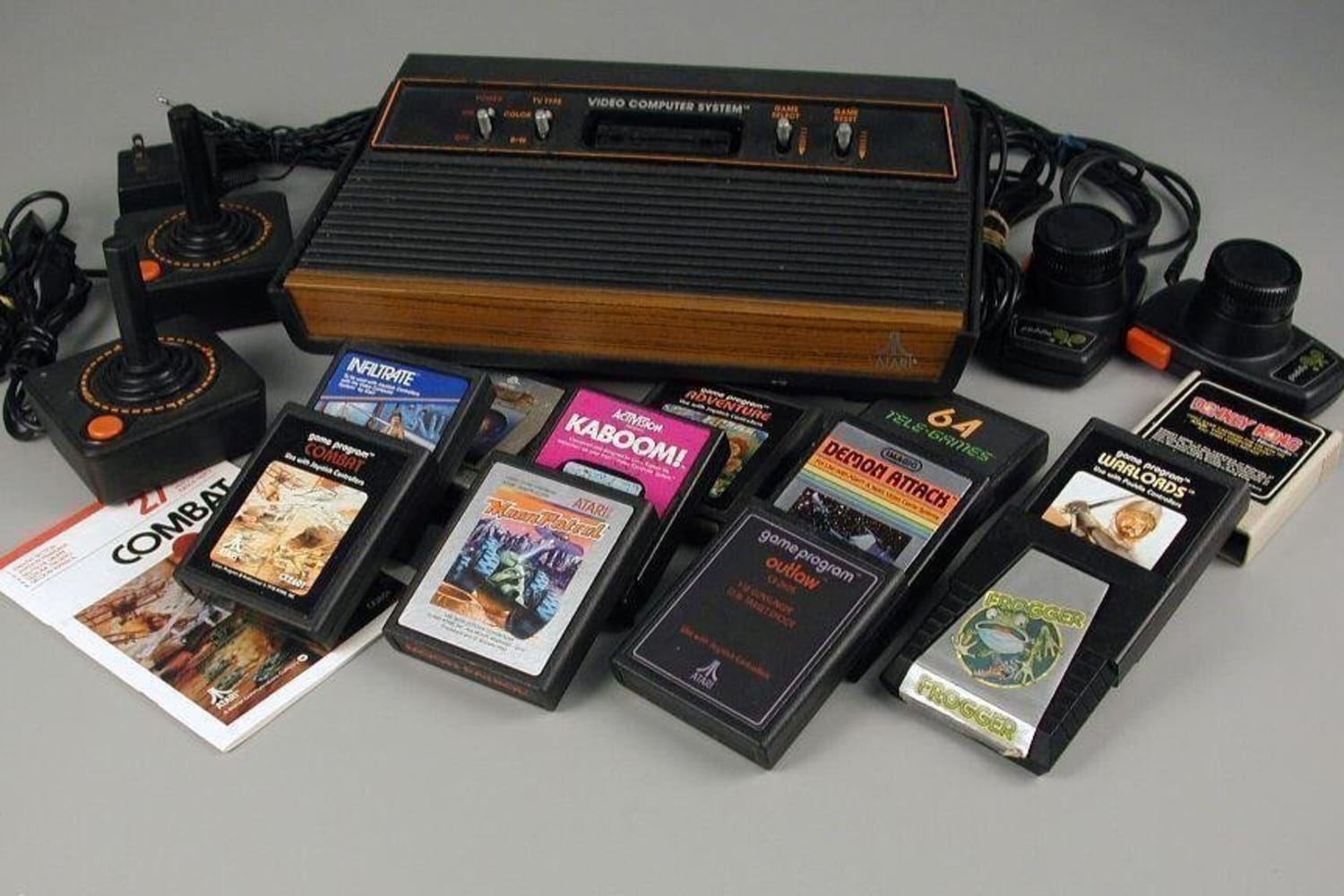 Atari 2600 foi aberto após ficar 36 anos lacrado