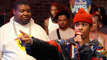 Red Bull Mic Flex | 4 rappers do battle