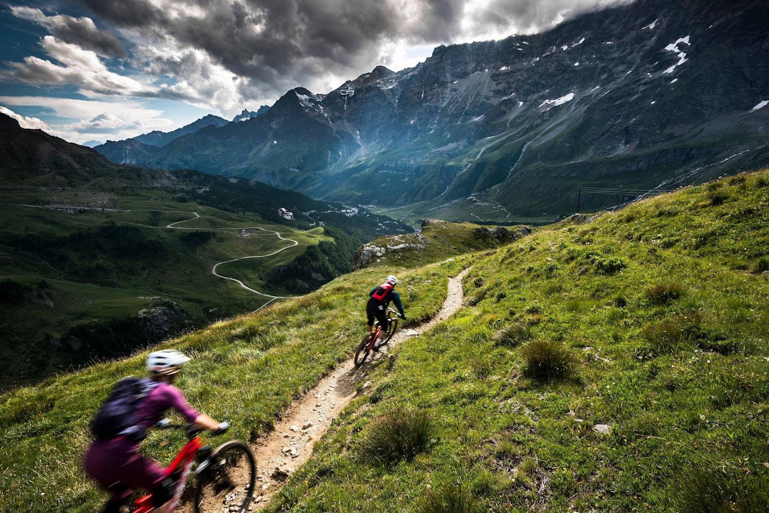 Mountain biking in Cervinia, Italy: Trails guide