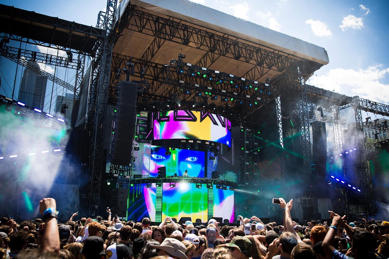 Watch the Lollapalooza 2015 Livestream | July 31-Aug. 2
