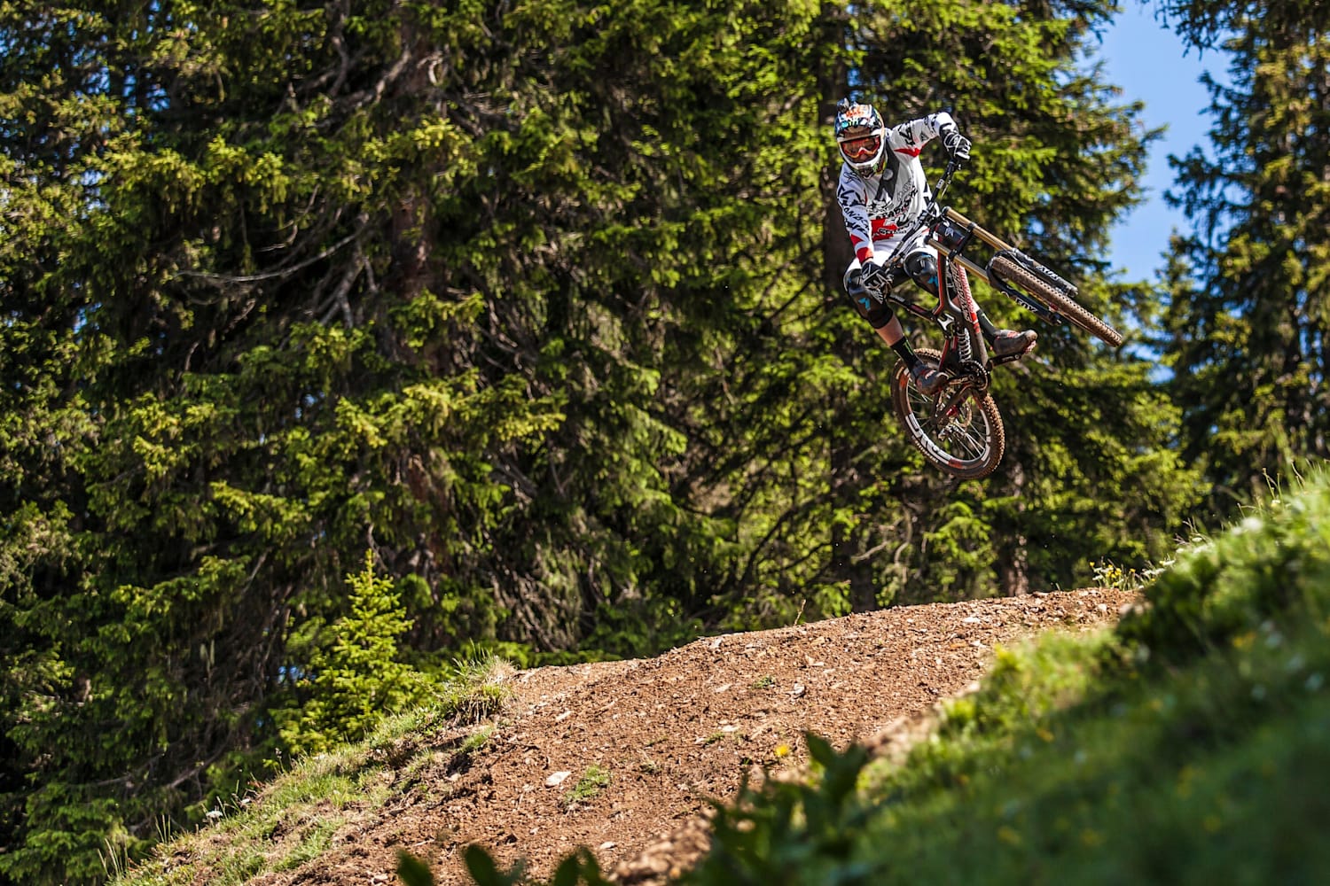 Lenzerheide Coppa del Mondo DH 2015 Video