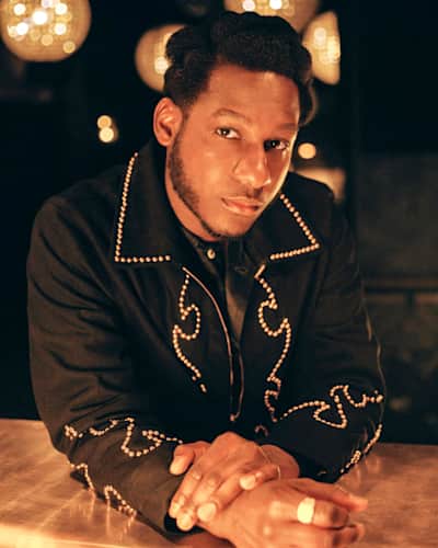 Four tracks that get Leon Bridges moving