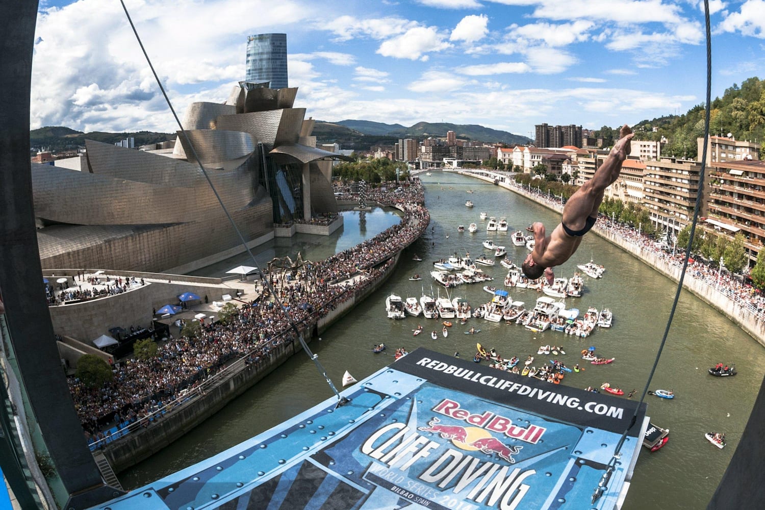 Red Bull Cliff Diving 2015 : Bilbao, Espagne