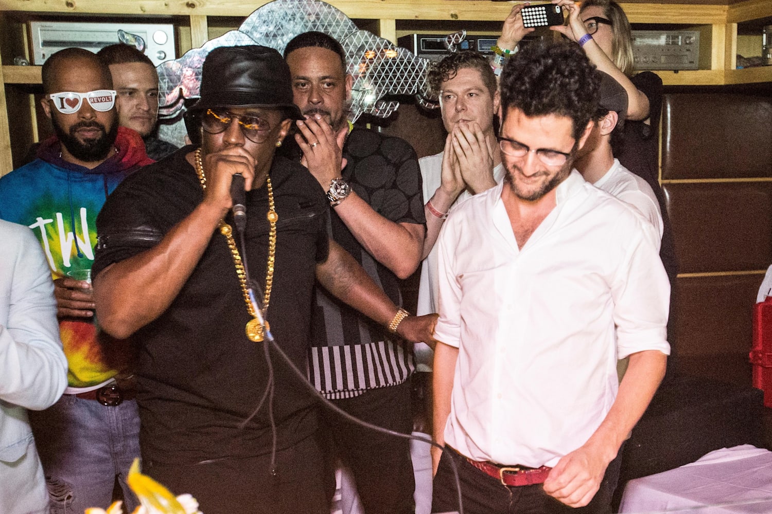 Puff Daddy lança álbum eletrônico