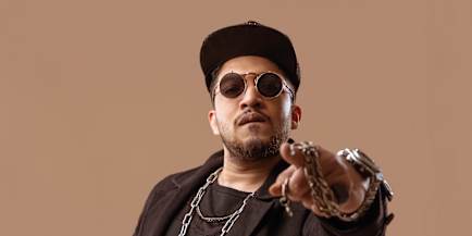 Naezy interview: His thoughts and songwriting process