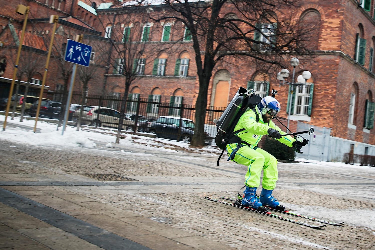 Making of the Filip Flisar ski jetpack stunt ++video++