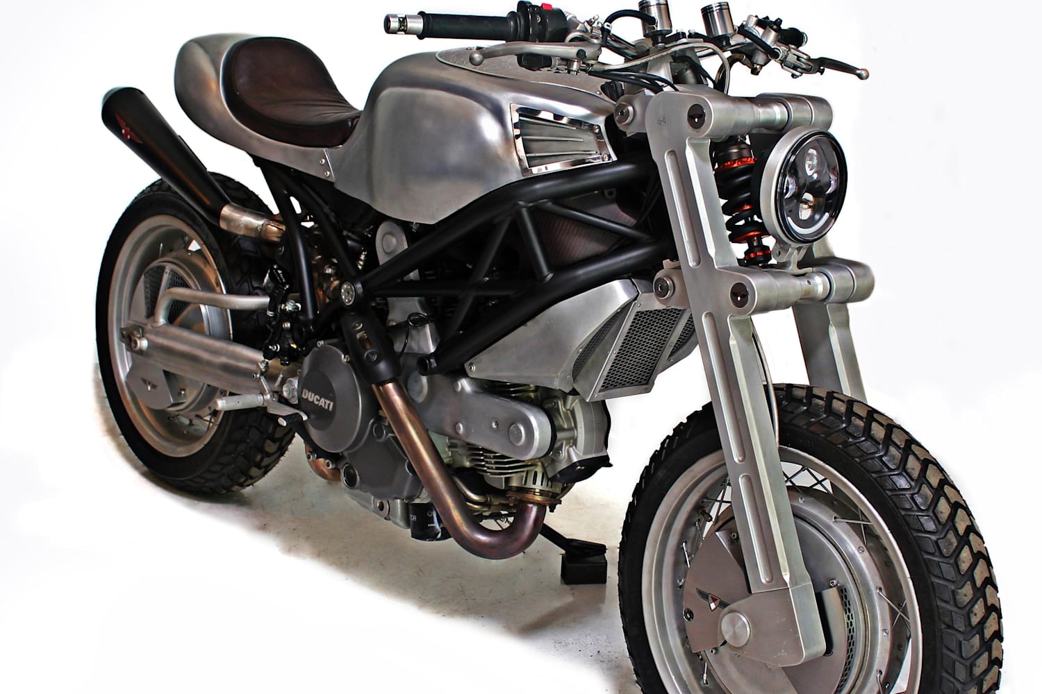 Custom Corner nos enseña White Collar Bike