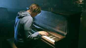 AWOLNATION: Sail – official Red Bull Records video