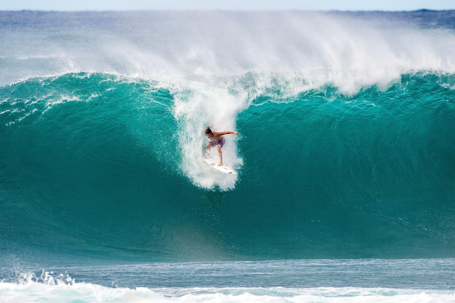 The best surf photos from Hawaii in this week