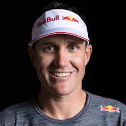 Braden Currie crushes course record at IRONMAN Cairns