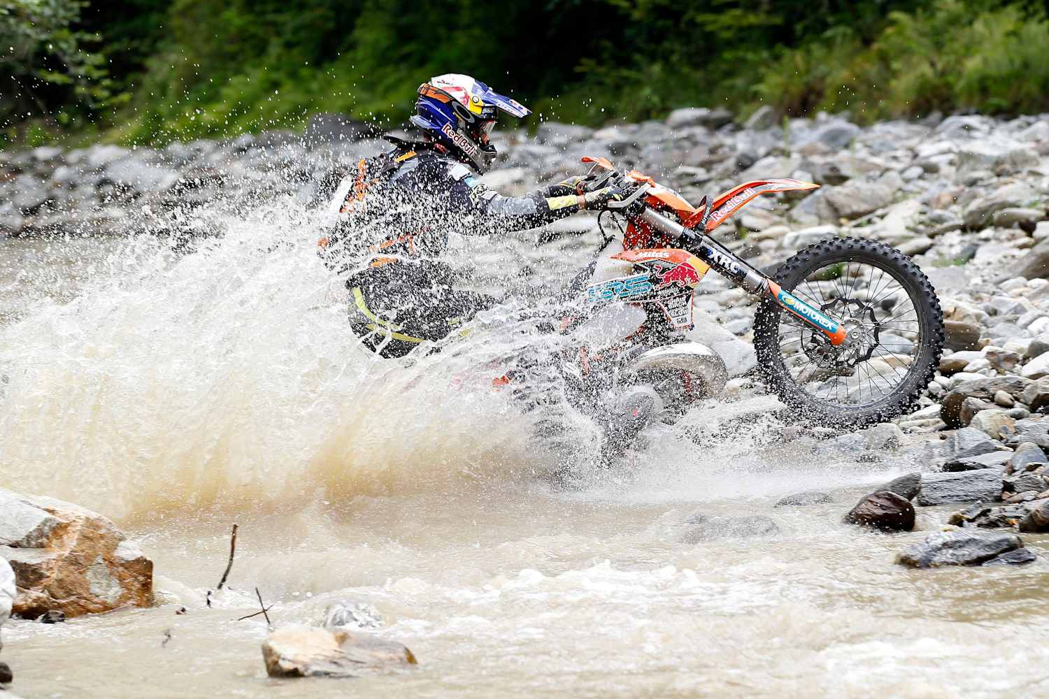 Red Bull Romaniacs 2015 day two report and video