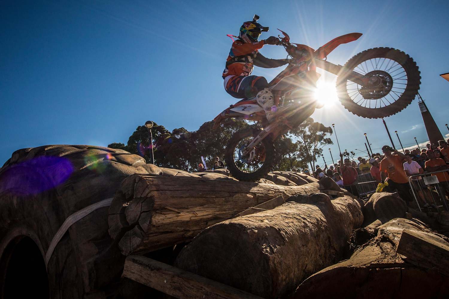 Red Bull Minas Riders 2016 Offroad Day 1 report clip