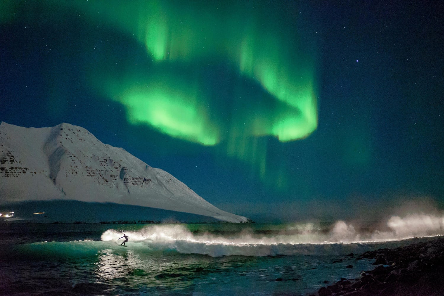 Chris Burkard: Iceland – Northern Lights Surf +Images+ Chris Burkard: Iceland – Northern Lights Surf +Images+
