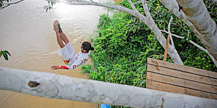 Clavados: Orlando Duque en el Amazonas