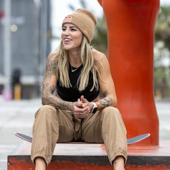Letícia Bufoni: Skateboard – Red Bull Athlete Profile