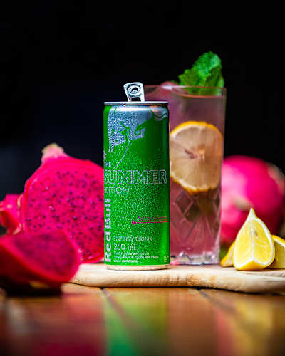 Drinks com Red Bull: aprenda receitas pro verão