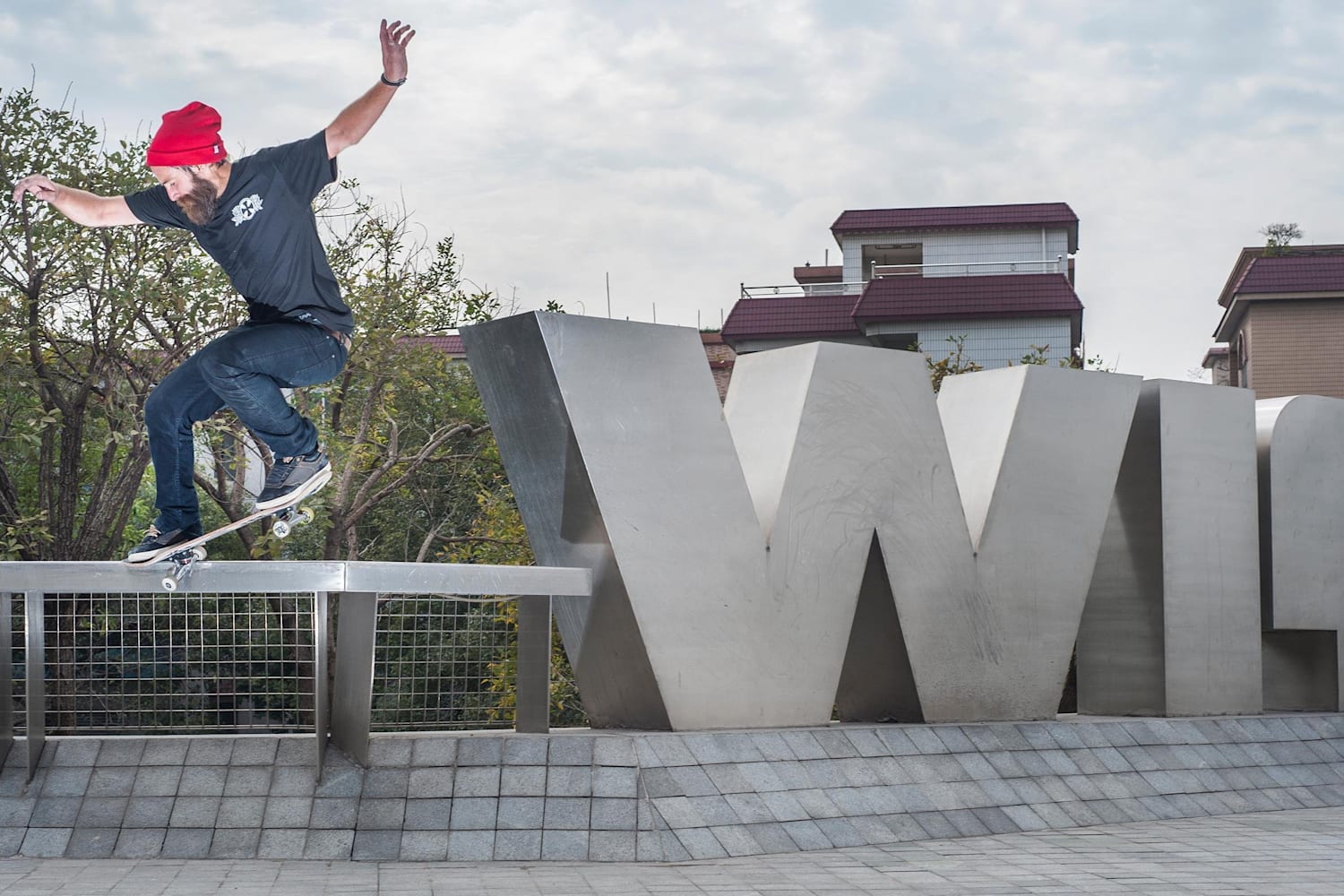 Chris Haslam kann alles mit seinem Skateboard