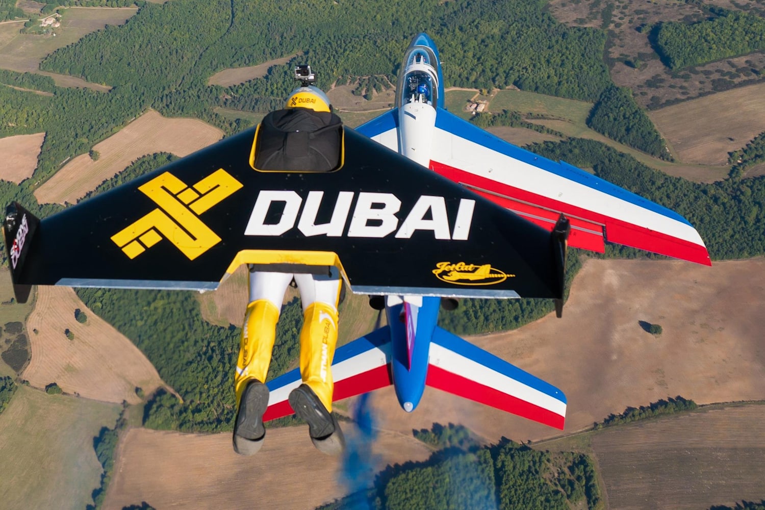 World first! Flying jetman with French military jets