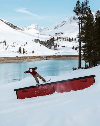 Red Bull Rail Yard: snowboarding event – preview