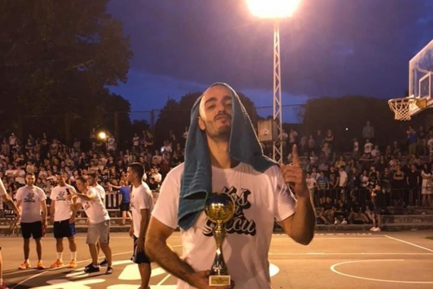 Mikrijeva Top 10 lista basketaških rep pesama!