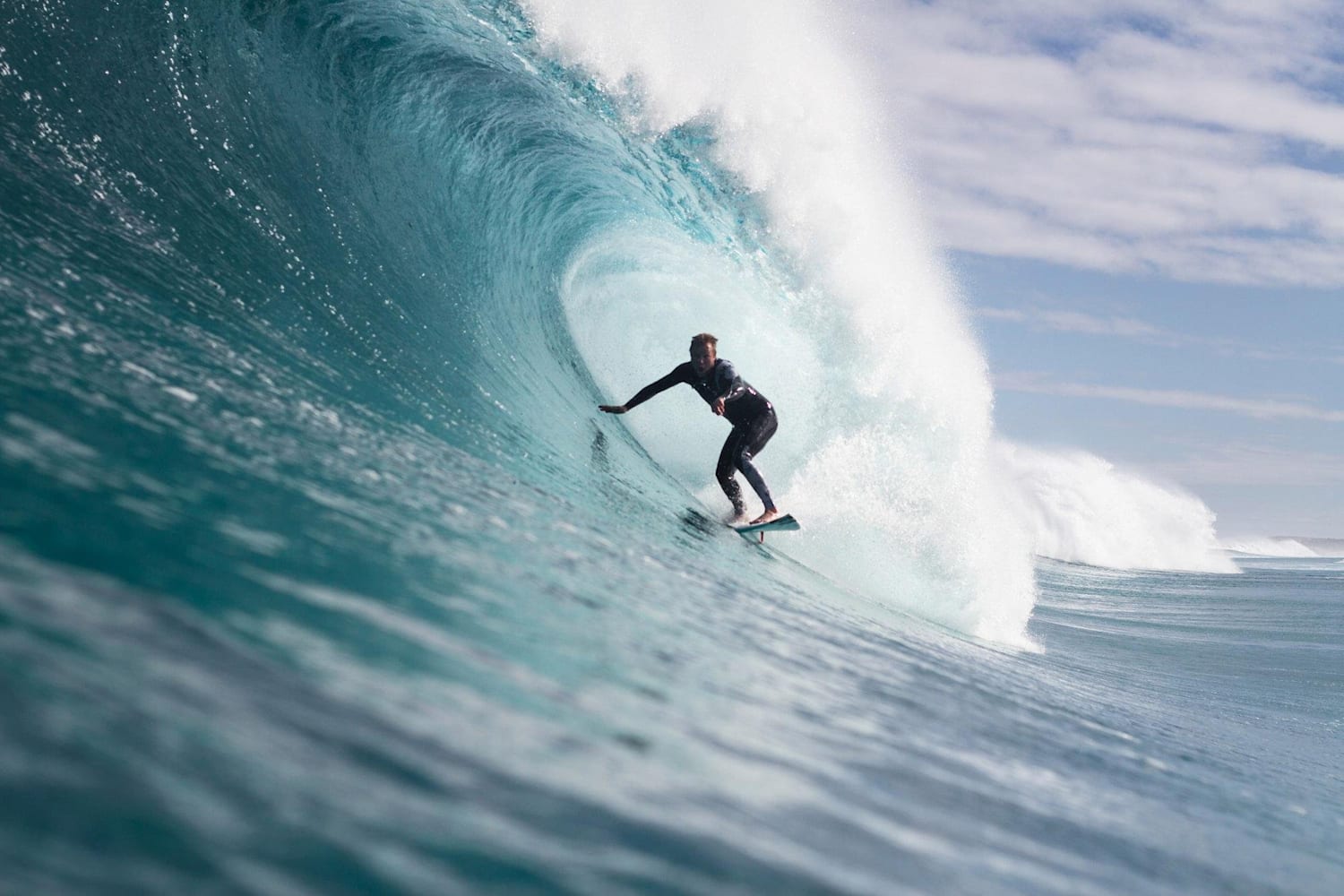 Taj Burrow surfe un spot secret en Australie ! Vidéo