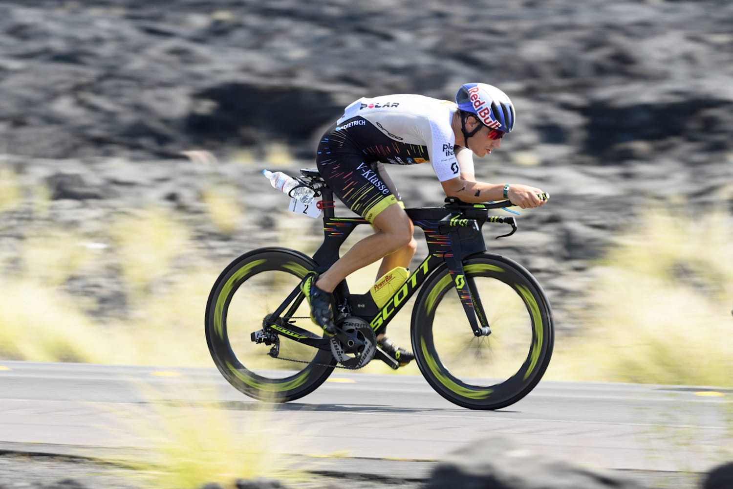 Aerodynamic cycling: How to reduce wind-resistance