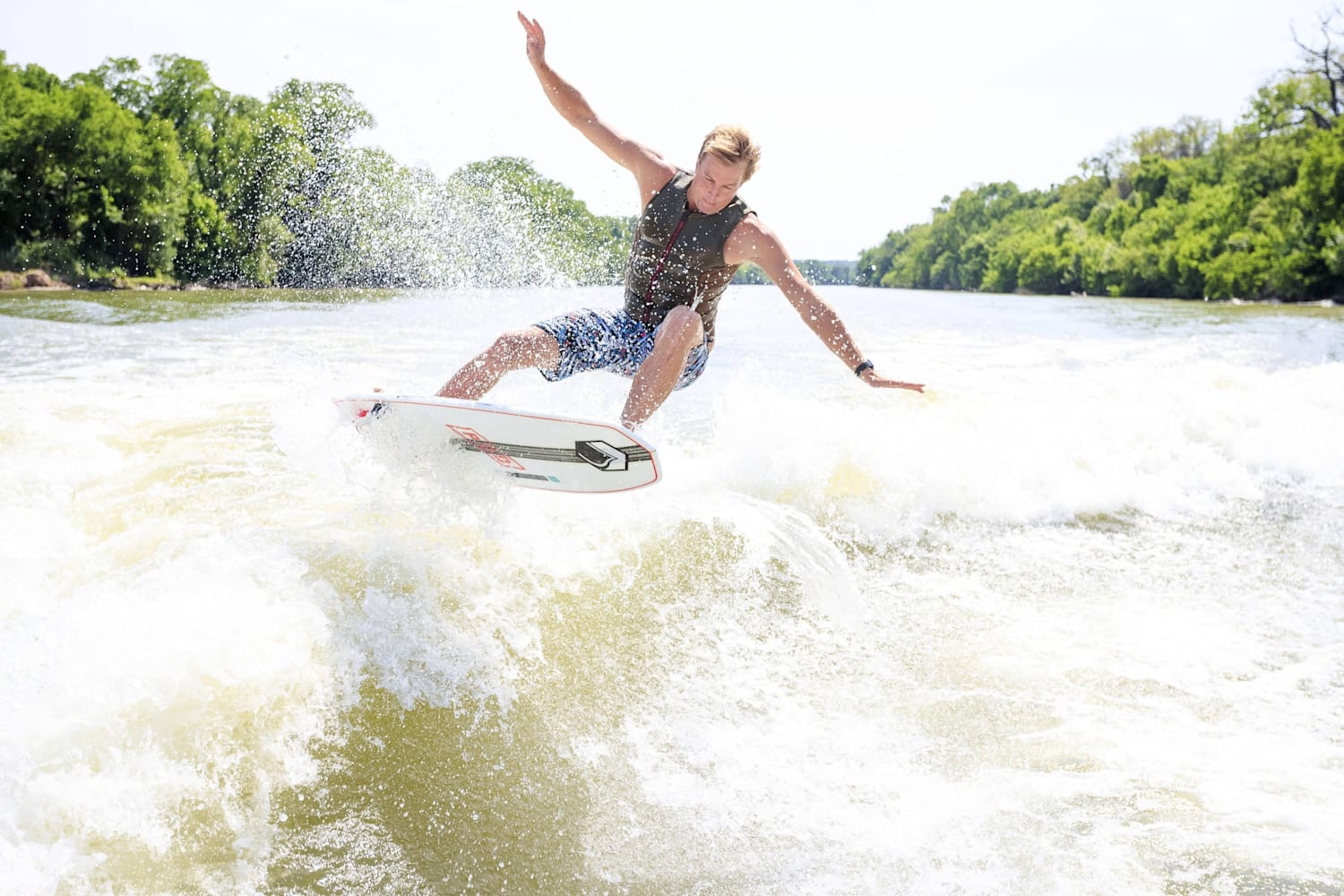 Wakesurfing | Red Bull