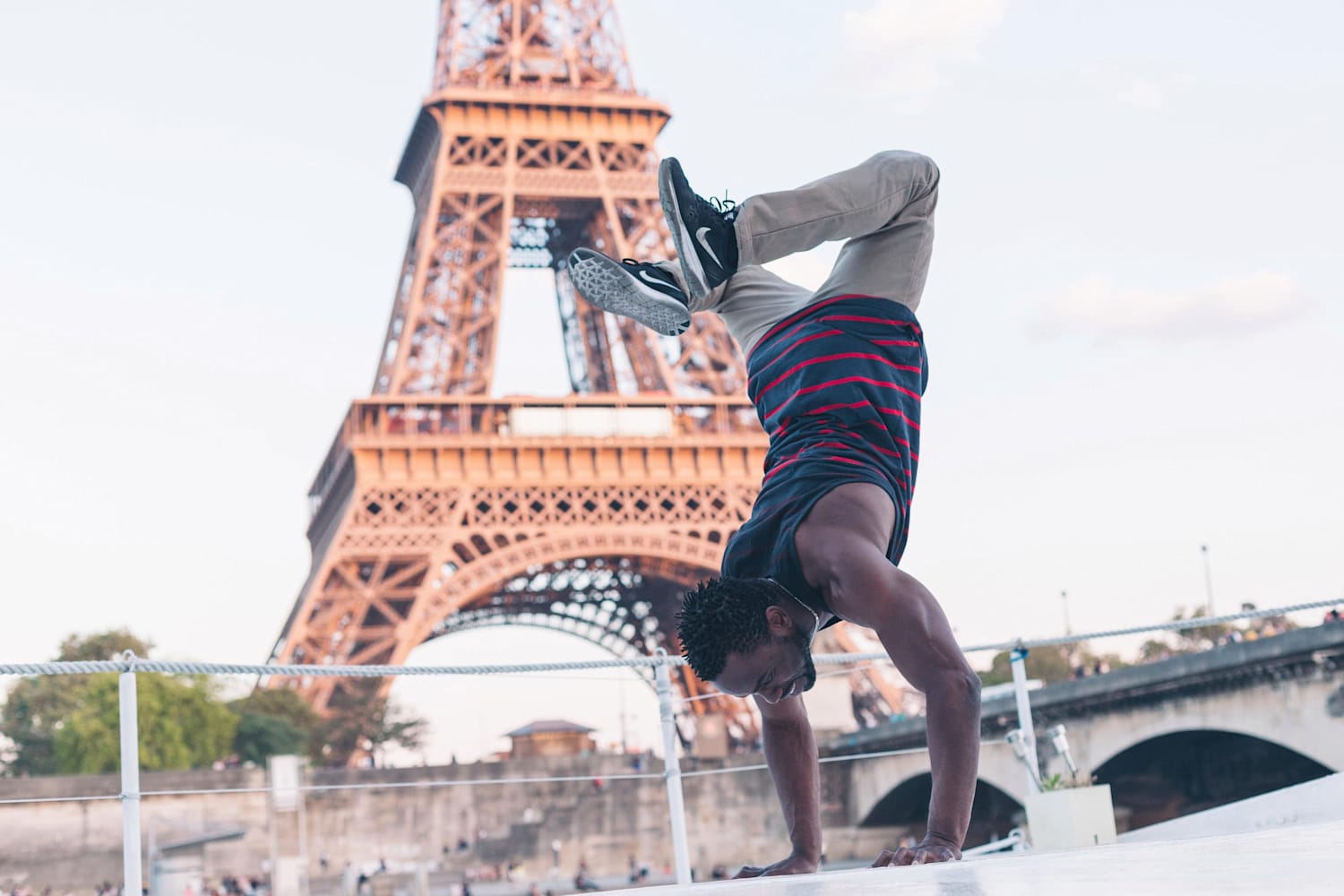 Les spots de street dance de Paris avec Junior ! Vidéo