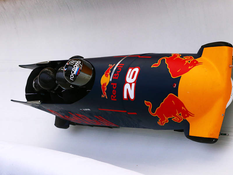 difference between bobsled and luge