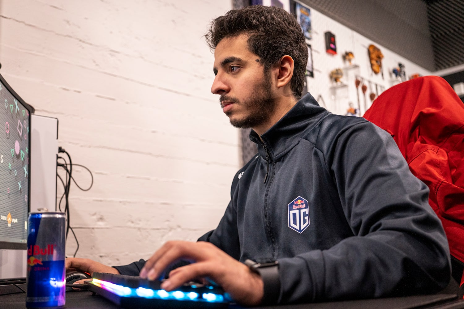 من هو اللاعب الأردني في فريق OG CS:GO؟