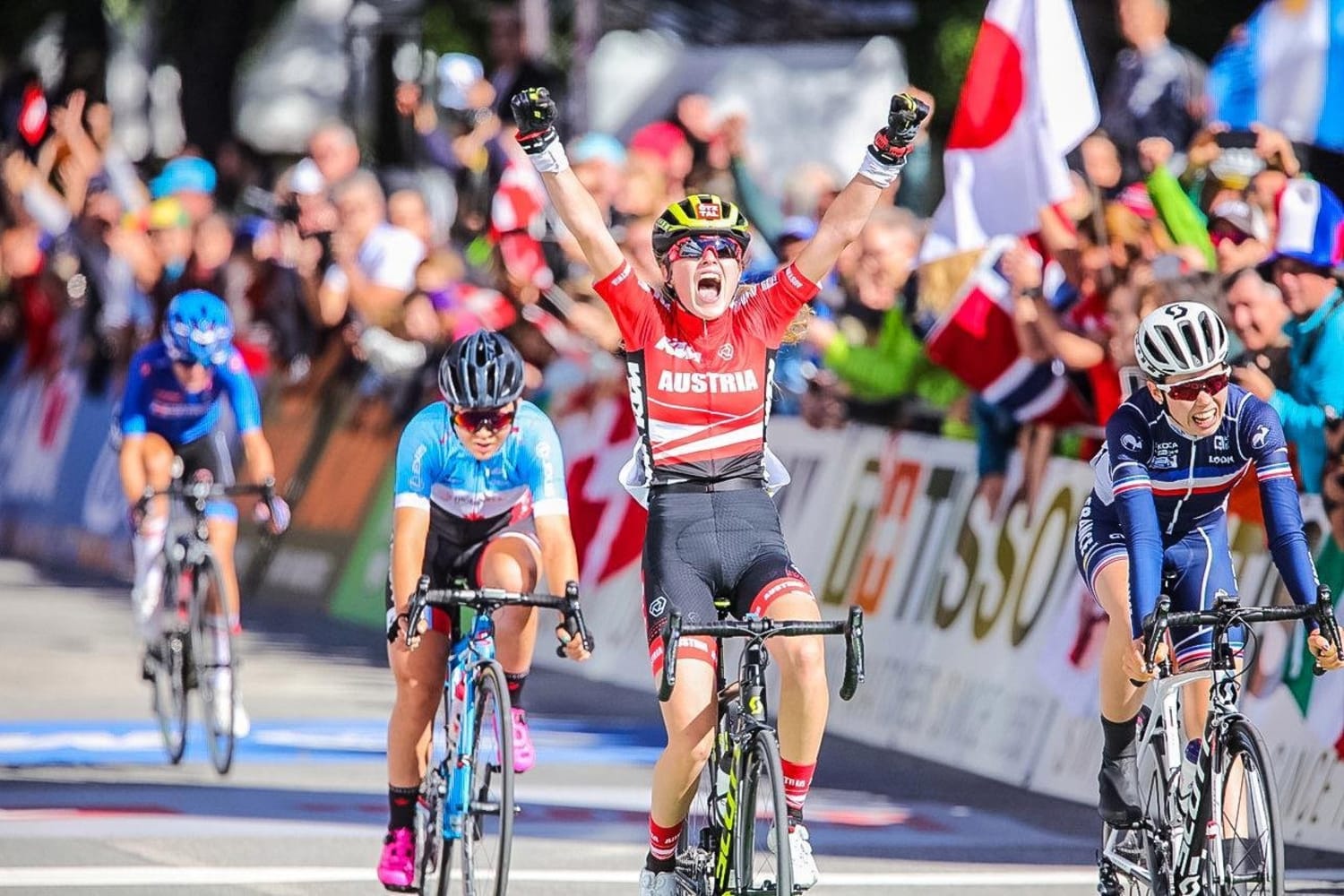 UCI Road World Championships: Gold für Laura Stigger