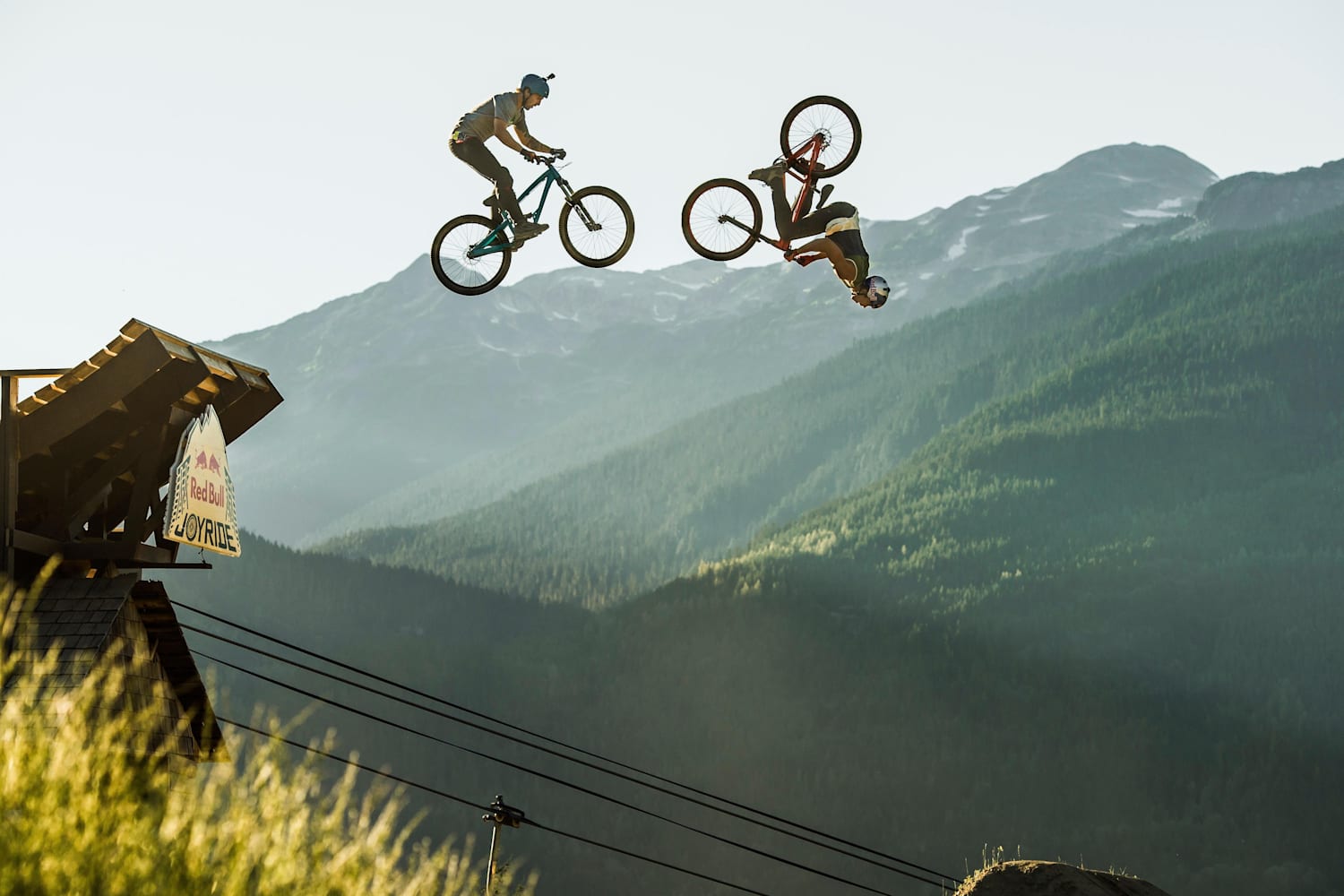 Virtual Reality: 360 degree MTB slopestyle *video*
