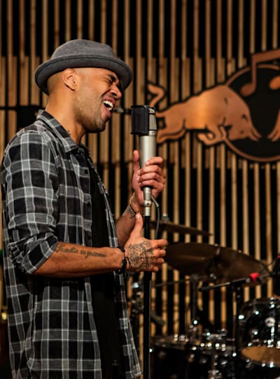 Mr. Probz plays Space For Two live session – video