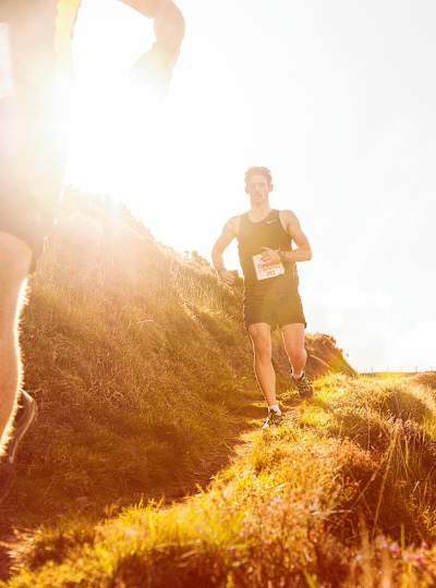 Trail running: 10 tips to run downhill faster