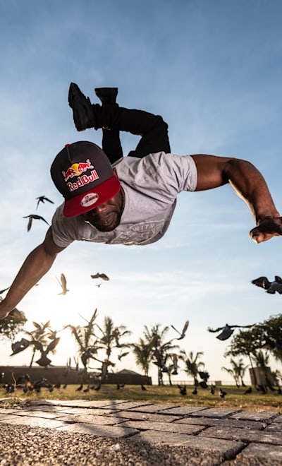Junior - B-boys : bio, actualités, vidéos, photos…