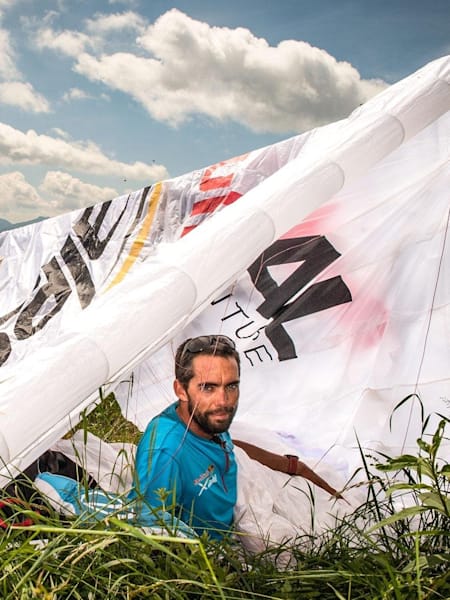 How to turn a paraglider into a tent with Dave Turner