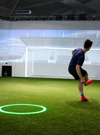 skills.lab - So läuft das Hightech Fußball-Training