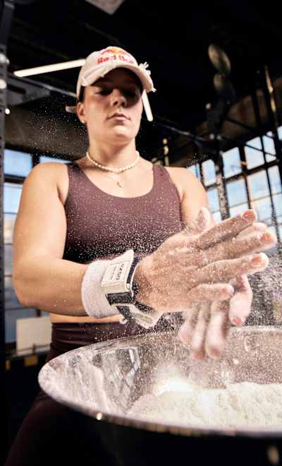 Laura Horváth: Fitness training – Red Bull athlete page
