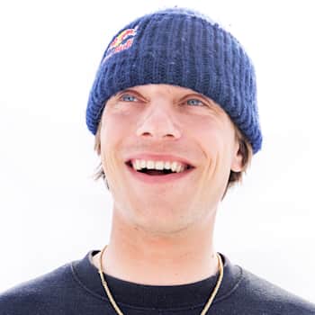 Jesse Augustinus: Snowboarding – Red Bull Athlete Page