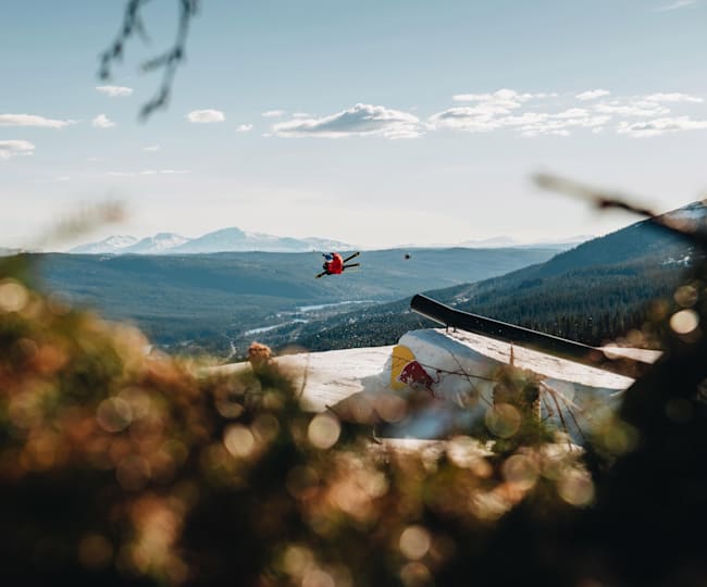 Jesper Tjäder Unrailistic 2.0: El nuevo edit de freeski