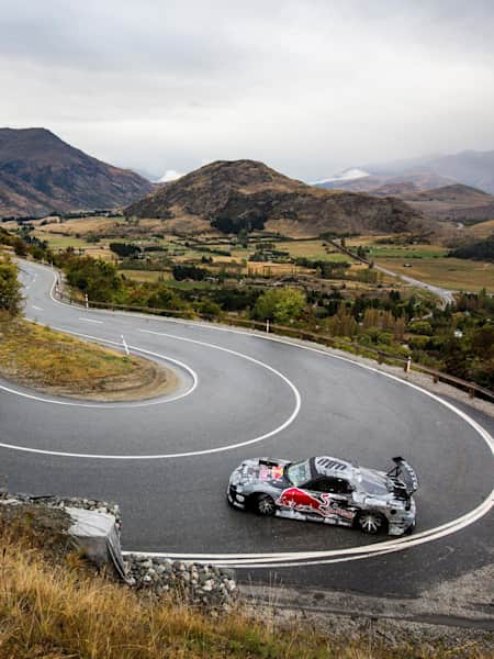 Conquer the Crown video: ‘Mad Mike' Whiddett Pt. 2