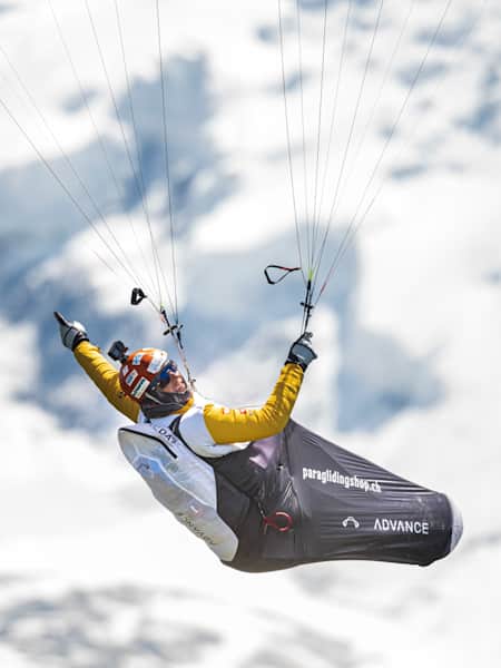 Red Bull X Alps 2021: Chrigel Maurer leading – updates