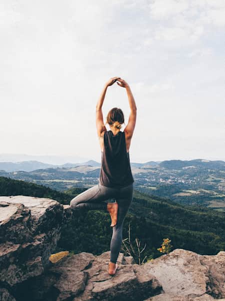 Yoga moves for climbers: 7 great moves