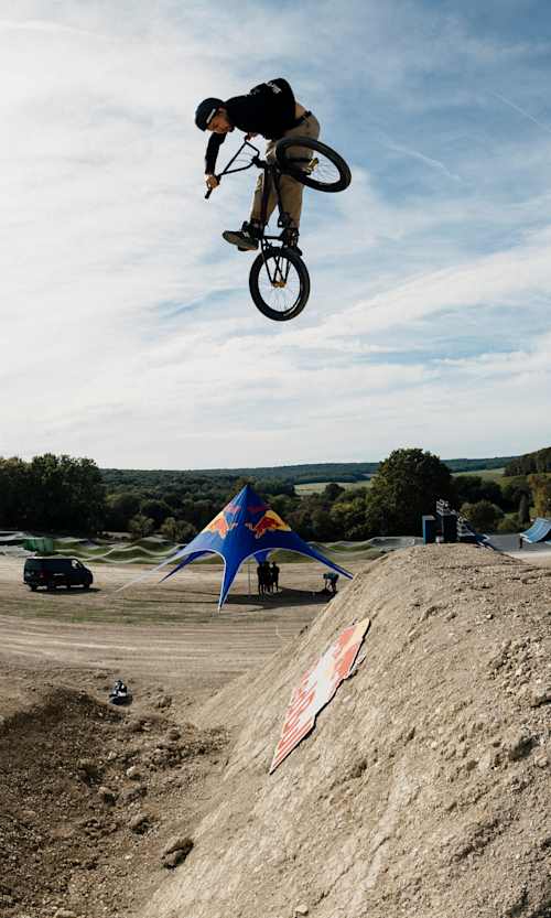Gabriel Chaves: BMX Dirt Jumping – Red Bull Athlete Profile