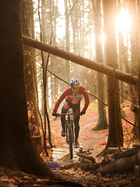 Pourquoi rouler en VTT l'hiver : 10 raisons et conseils