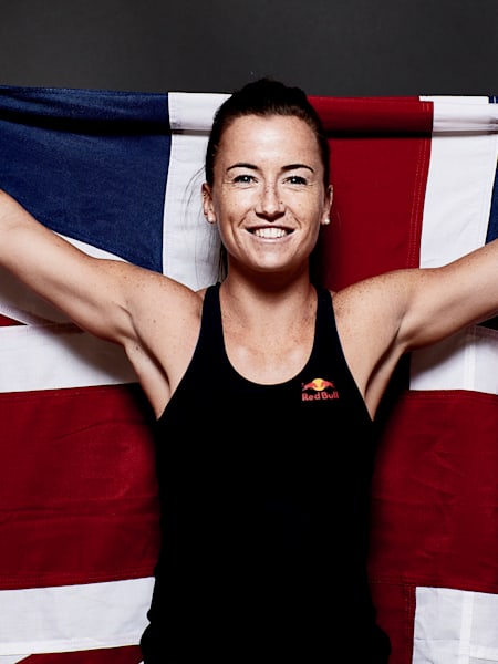 Maddie Hinch: Career of a female pro hockey goalkeeper