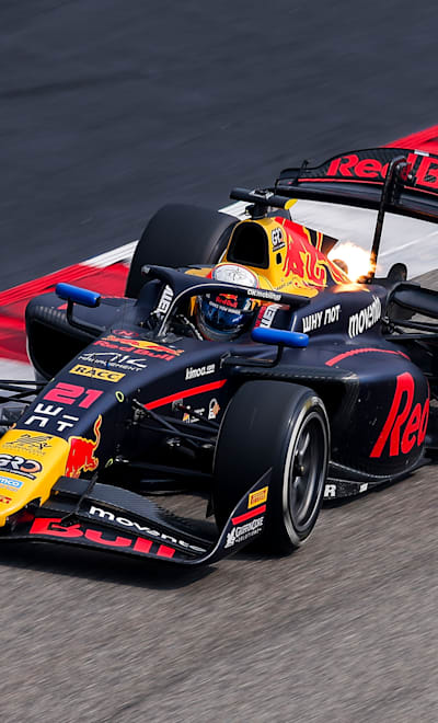Pepe Martí racing F2 in Bahrain 2024
